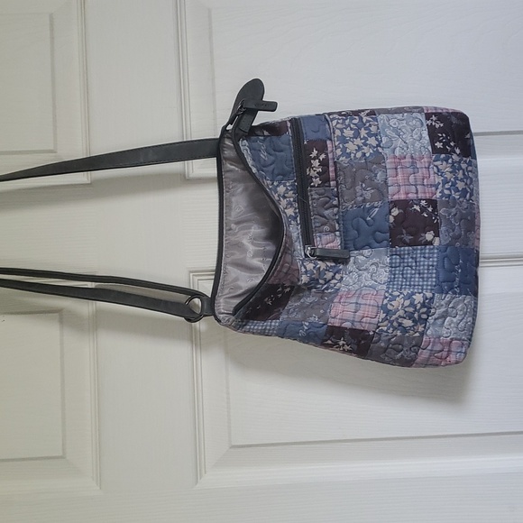 Donna Sharp | Bags | Donna Sharp Crossbody | Poshmark